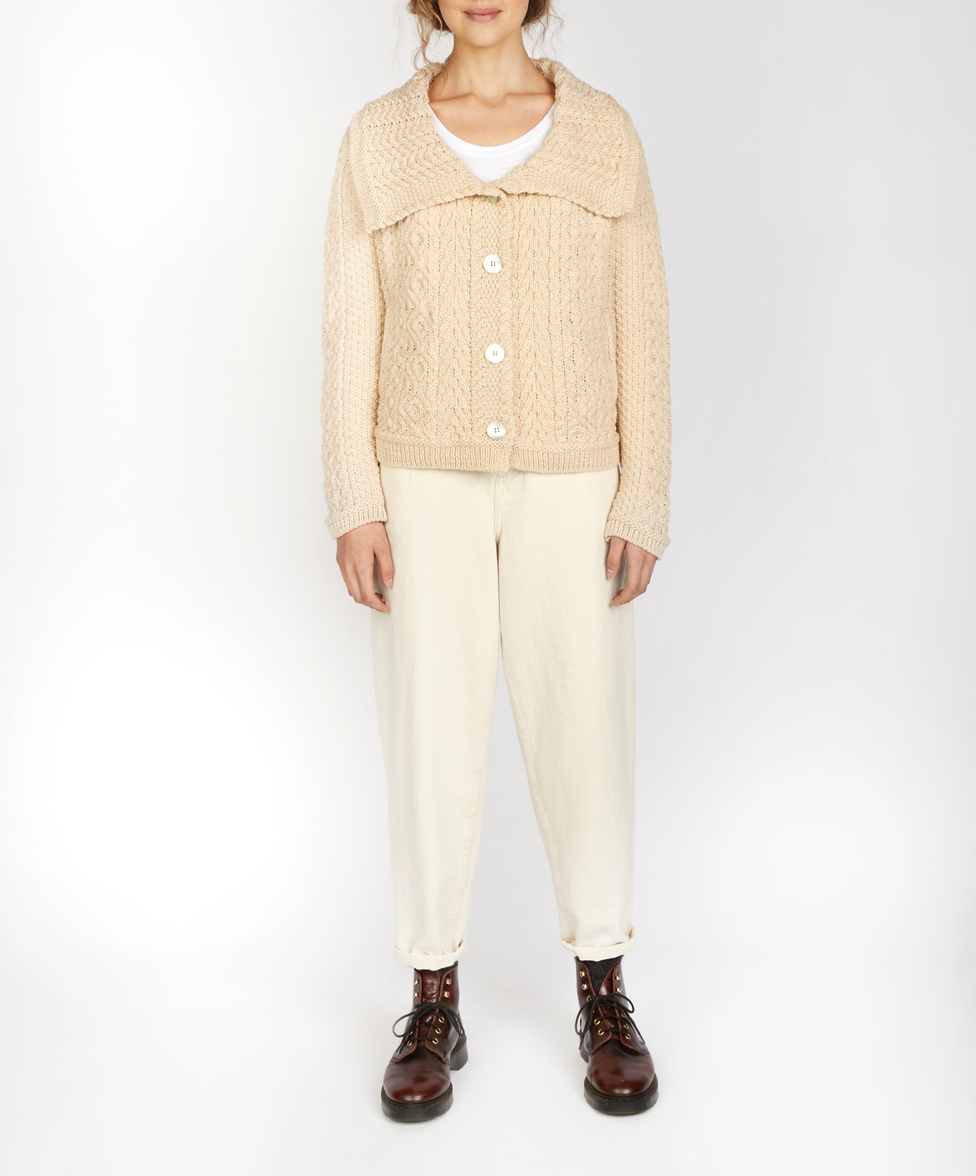 Willow Cropped Aran Cardigan Oatmeal Marl – IrelandsEye Knitwear